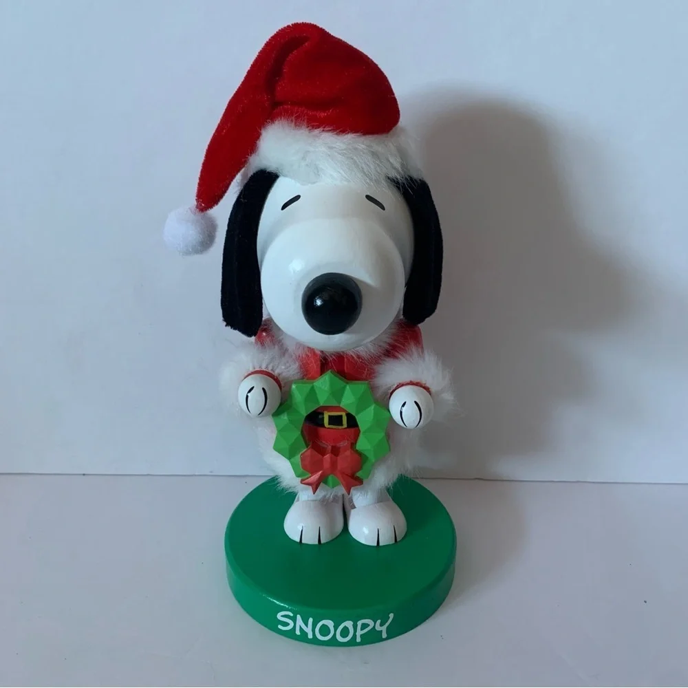 Peanuts | Holiday | Nwt Peanuts Snoopy 85 Nutcracker With Santa Hat ...